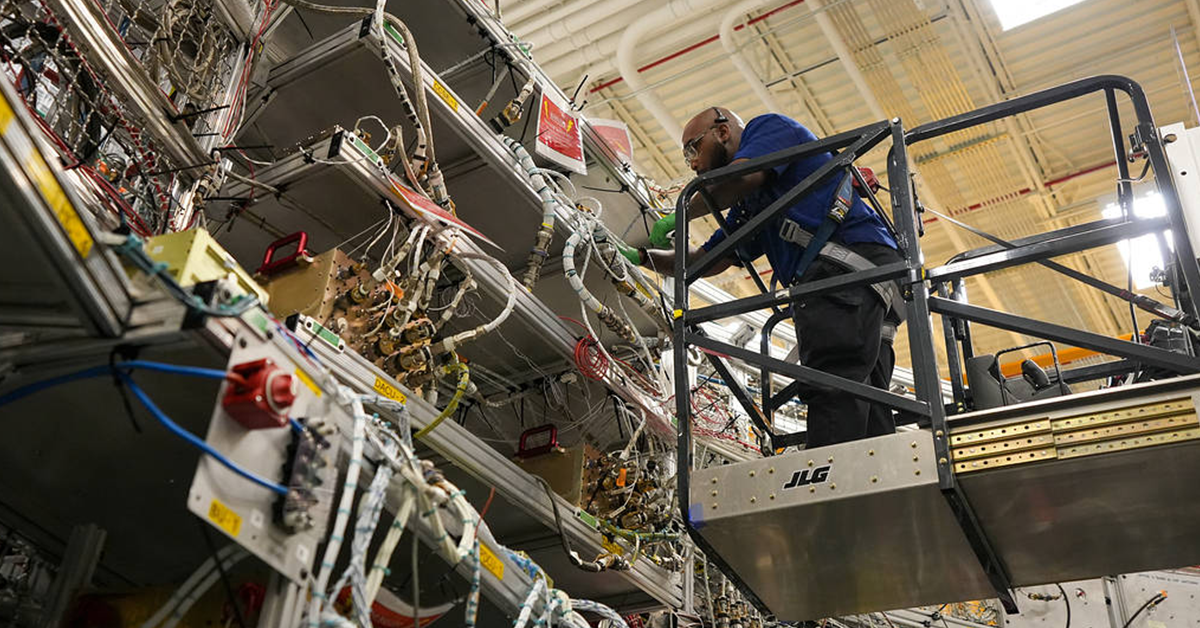 Artemis II SLS Mission Flight Software Passes 1st Phase of ...