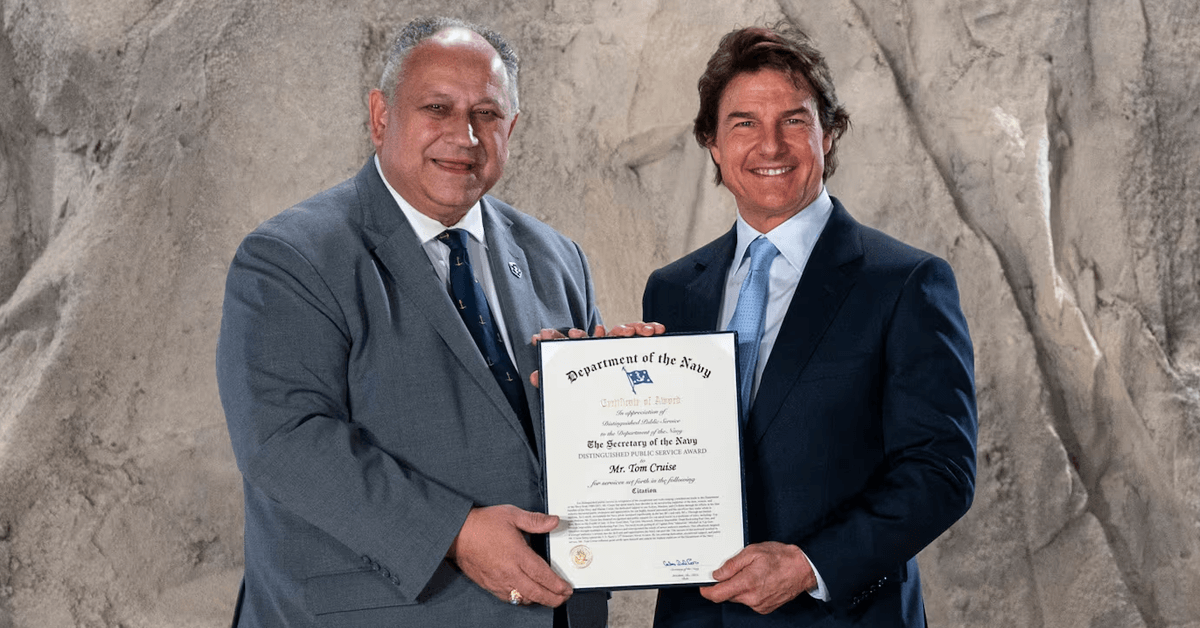 SECNAV Carlos Del Toro Names Tom Cruise a DPS Award Recipient