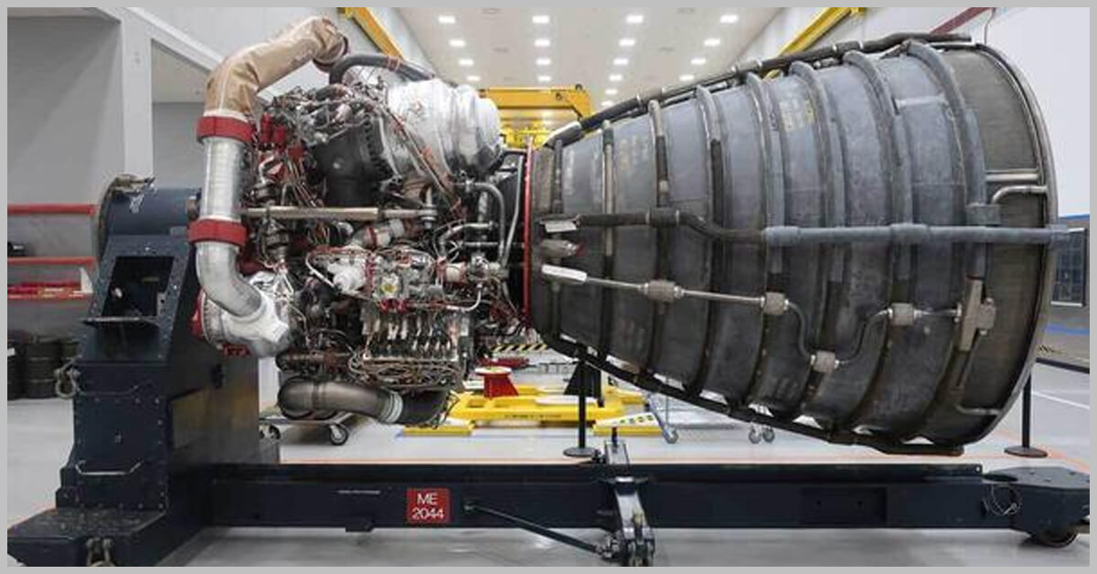 NASA Installs New RS-25 Engine for Artemis Missions